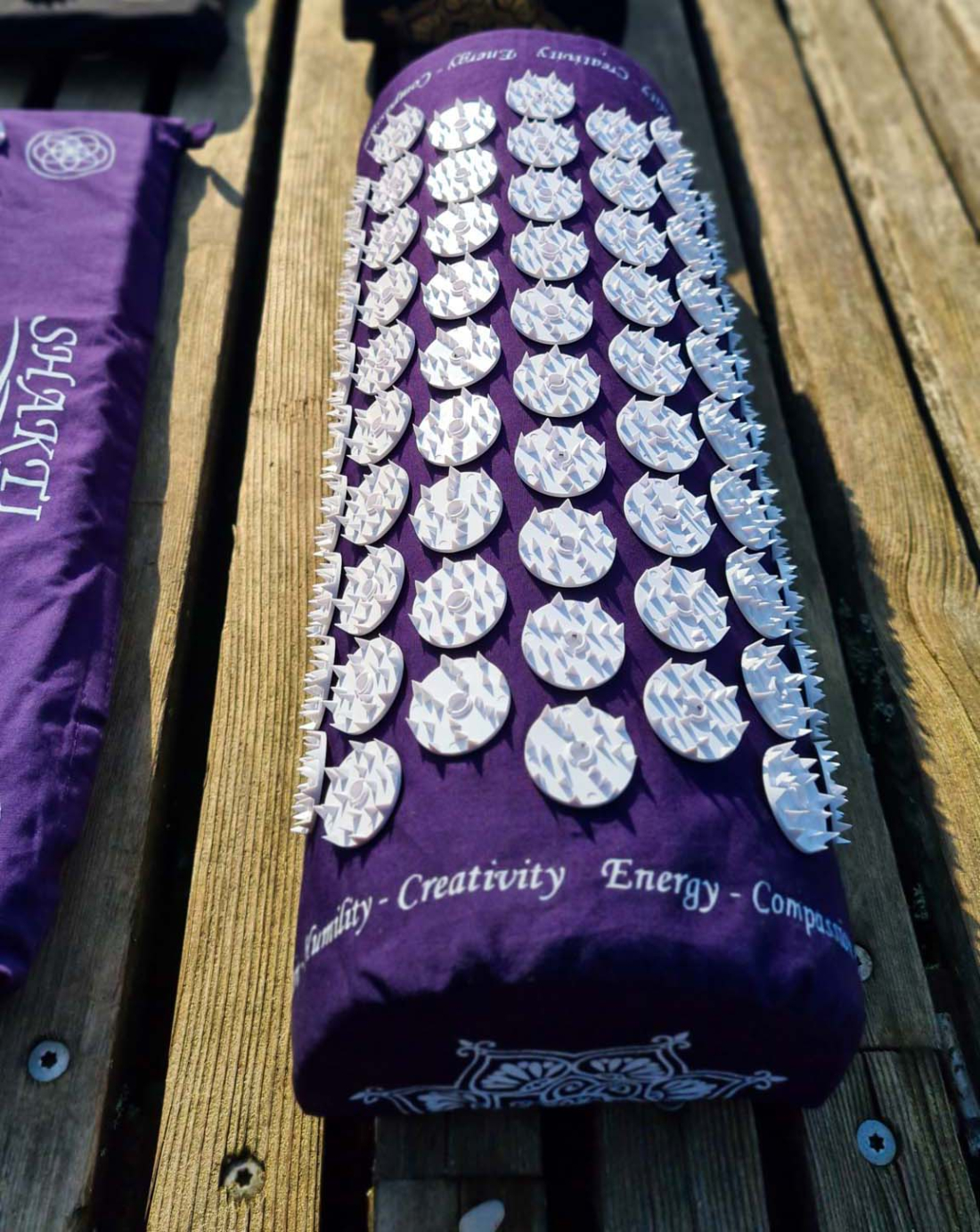 Shakti Mat: Acupressure At Home - Barefoot Universe