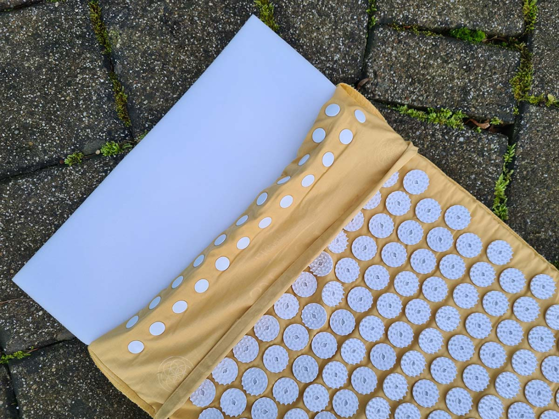 Shakti Mat: Acupressure At Home - Barefoot Universe