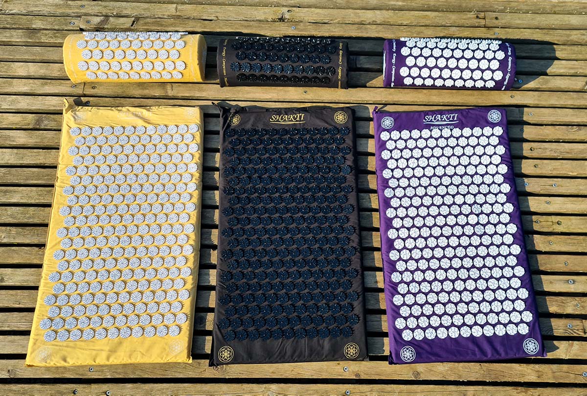 Shakti Mat: Acupressure At Home - Barefoot Universe