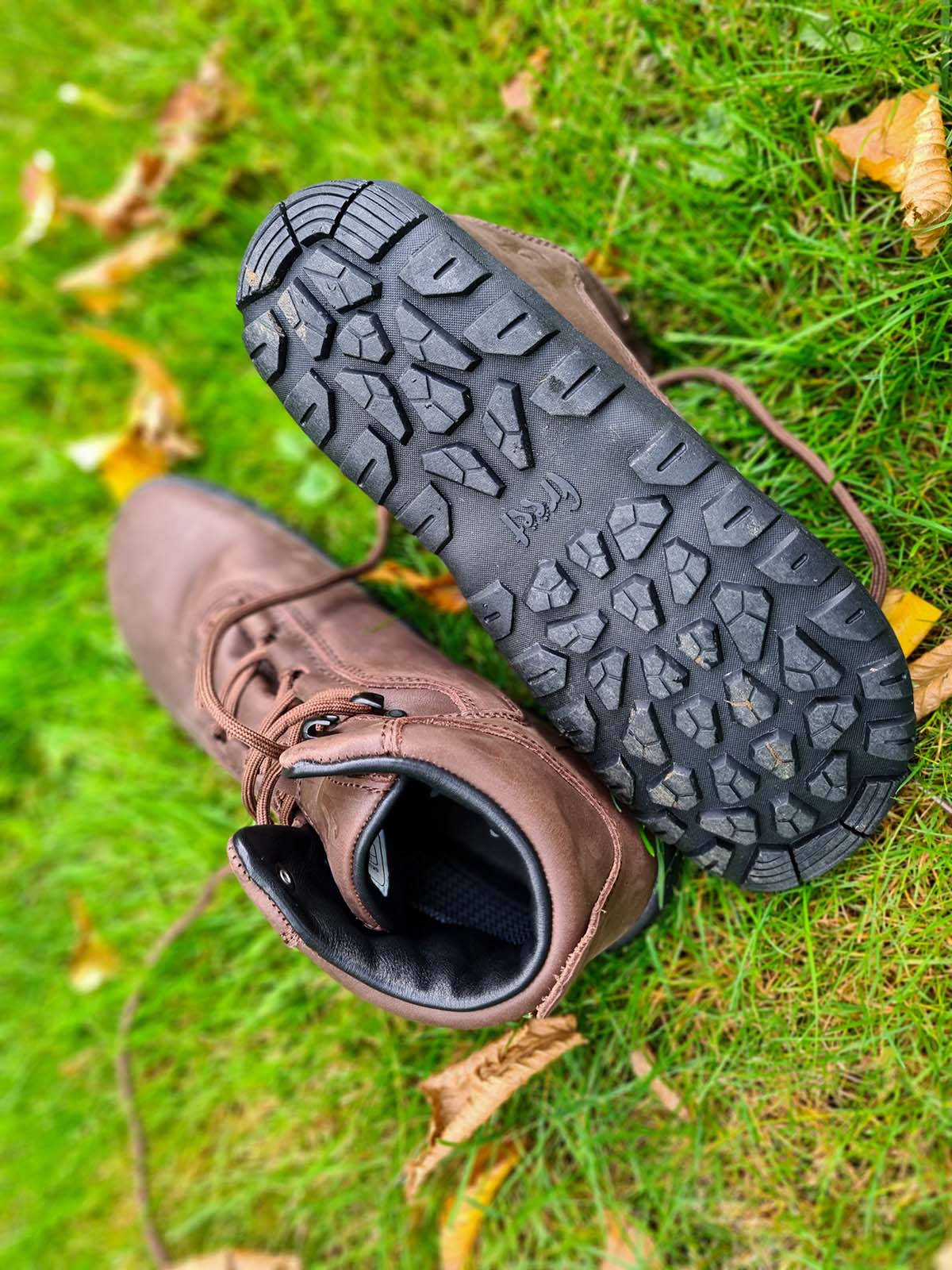 The Best Barefoot Work Boots for Comfort and Protection - Barefoot Universe