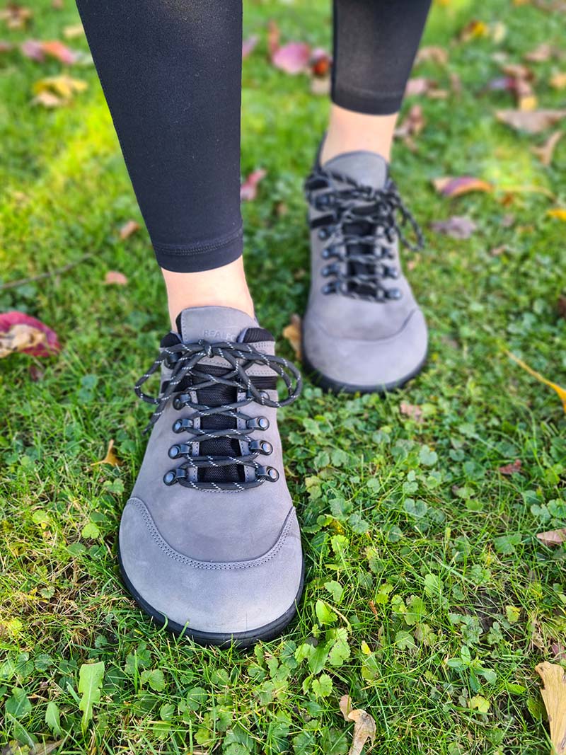 9 Must-Have Barefoot Hiking Shoes for an Epic Trek - Barefoot Universe