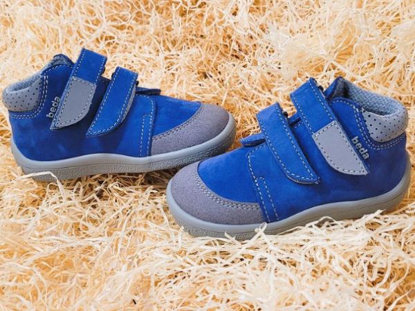 The Best Barefoot Shoes for Your Wide-Footed Kids - Barefoot Universe