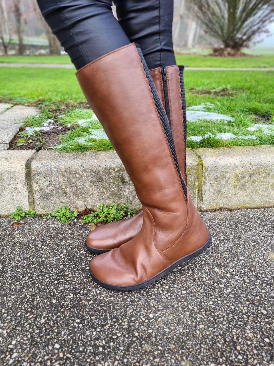 The Best Barefoot Knee-High Boots for Every Occasion - Barefoot Universe