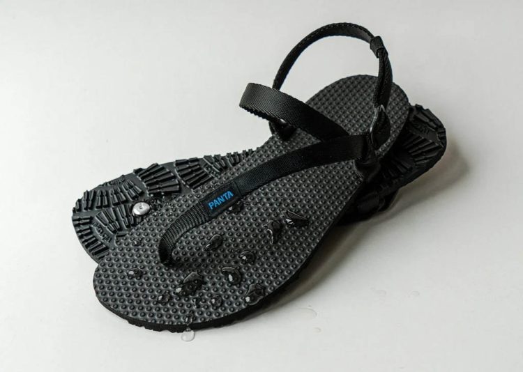 The Most Complete List of Barefoot Sandals for Adults - Barefoot Universe