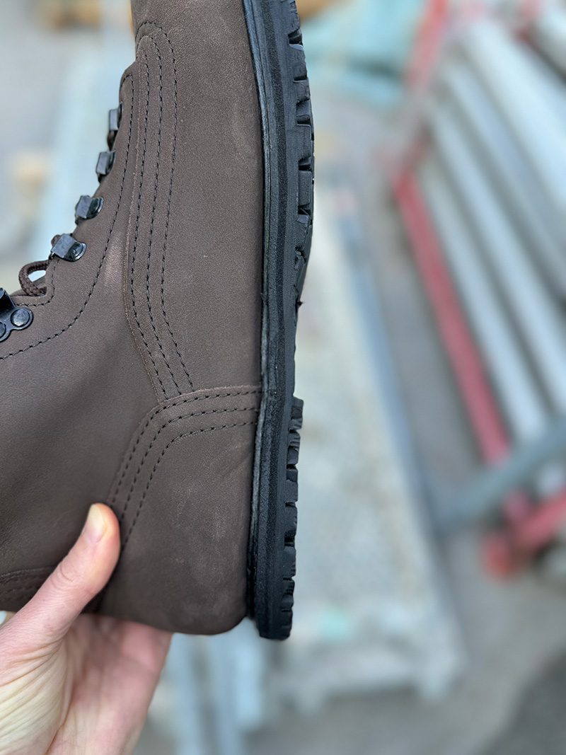 The Best Barefoot Work Boots for Comfort and Protection - Barefoot Universe