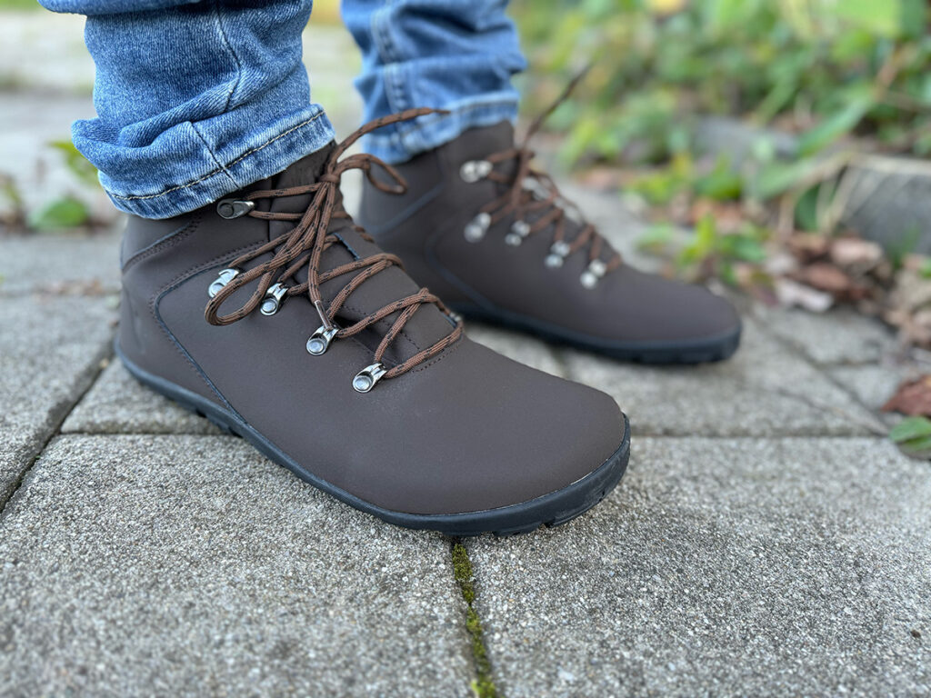 The Best Barefoot Work Boots for Comfort and Protection - Barefoot Universe