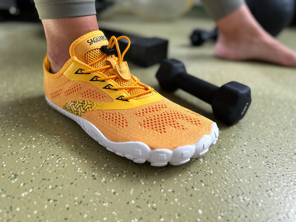 5 Best Barefoot Gym Shoes That Let Your Feet Do the Work - Barefoot ...