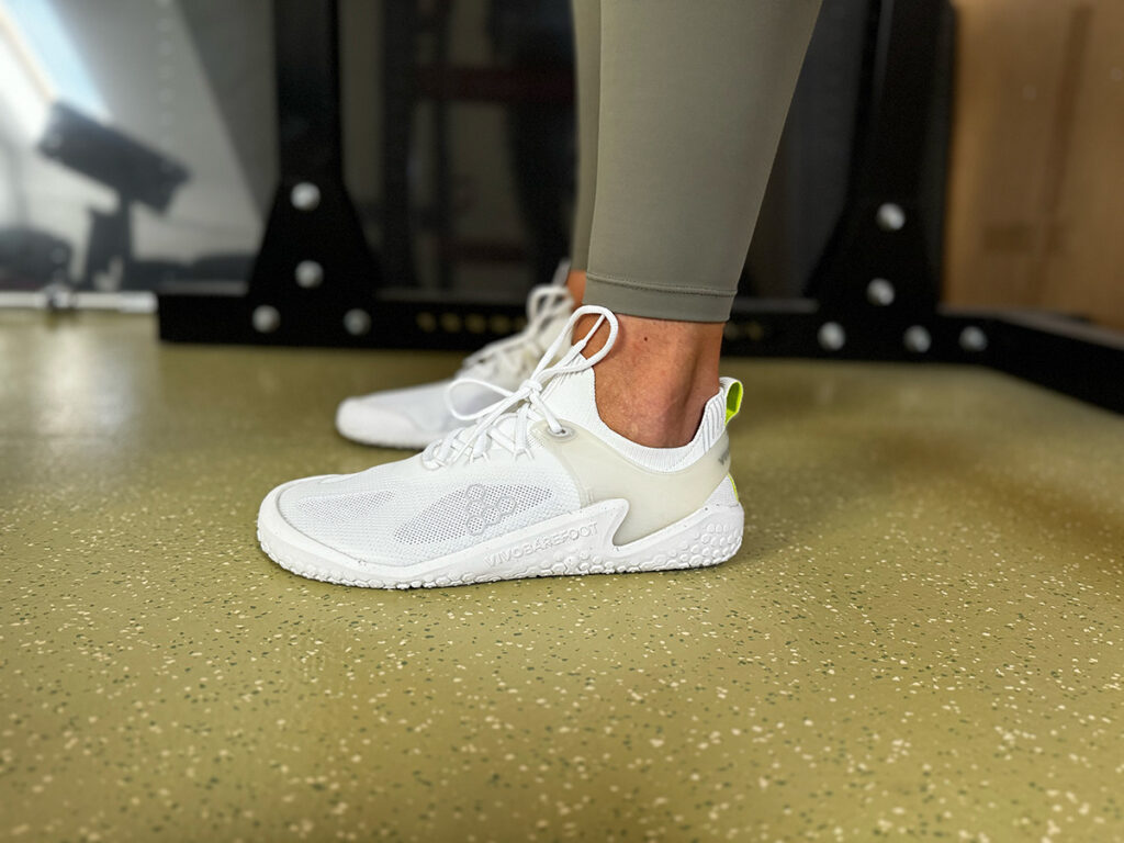 5 Best Barefoot Gym Shoes That Let Your Feet Do the Work - Barefoot ...