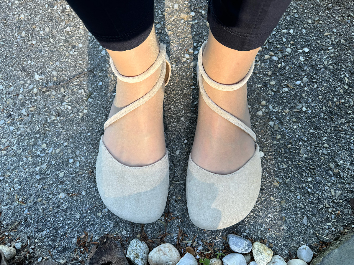 Stylish Barefoot Shoes That Look Totally Normal (But Feel Amazing ...